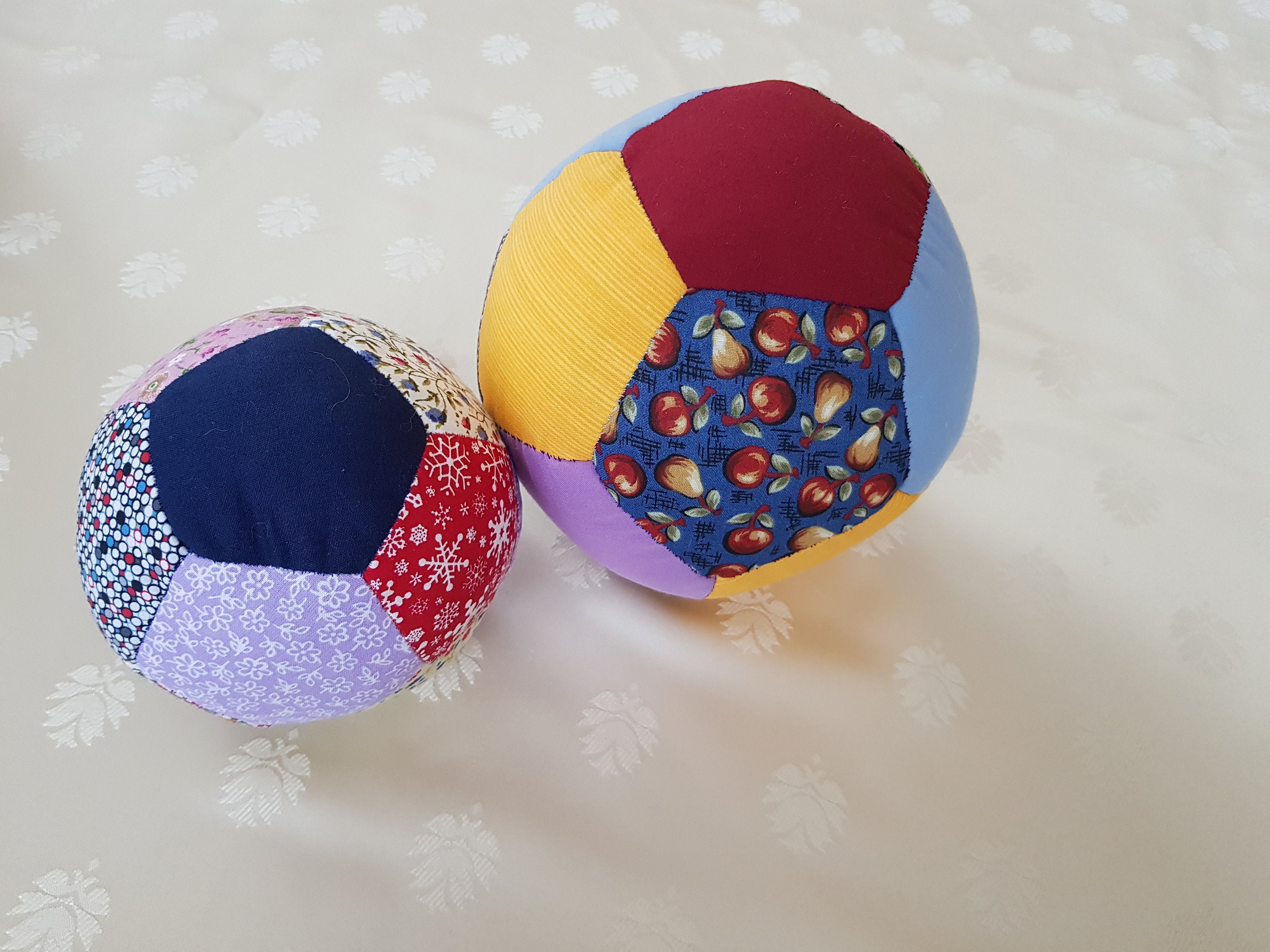 Colorful Patchwork Balls for Baby, Stuffed Fabric Ball, Hand Sewn Soft ...