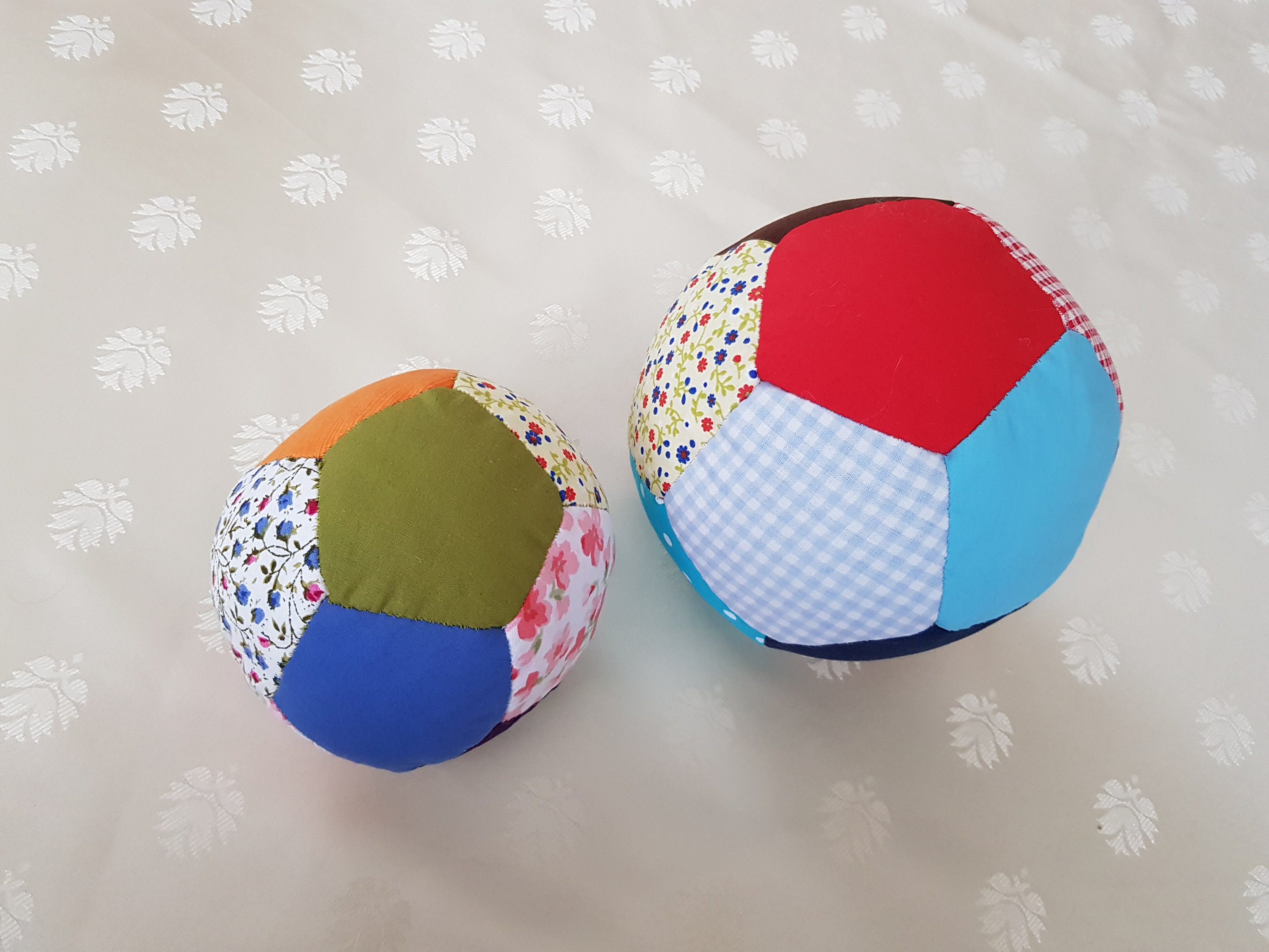 Colorful Patchwork Balls for Baby, Stuffed Fabric Ball, Hand Sewn Soft ...