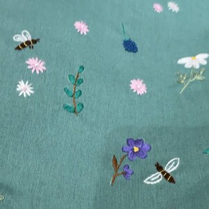 Hand Embroidered Daisy Bee Turquoise Blue Linen Bag, Cute Floral Market ...