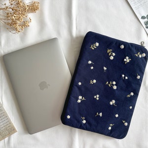 Hand-embroidered Laptop Cover, Cute Laptop Sleeves, Small Daisies ...