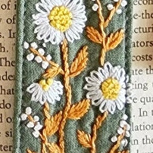 Floral Embroidered Bookmark, Cute Handmade Flower Bookmark, Linen Hand ...