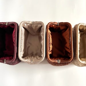 Hand Woven Leather Pouch Top Handle Frame Clutch Purse Bags | Wedding ...