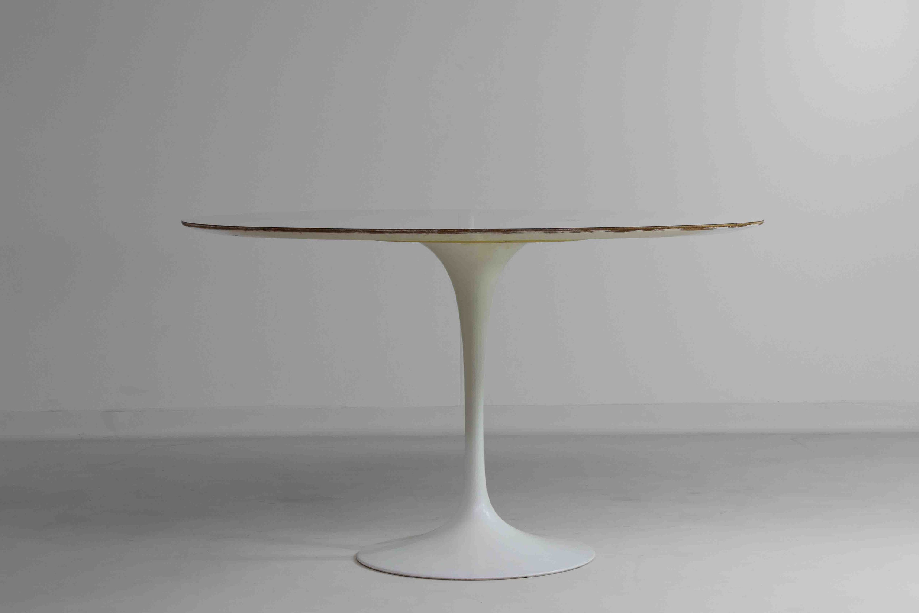 Tulip Dining Table by Eero Saarinen for Knoll International, 1960s - Etsy