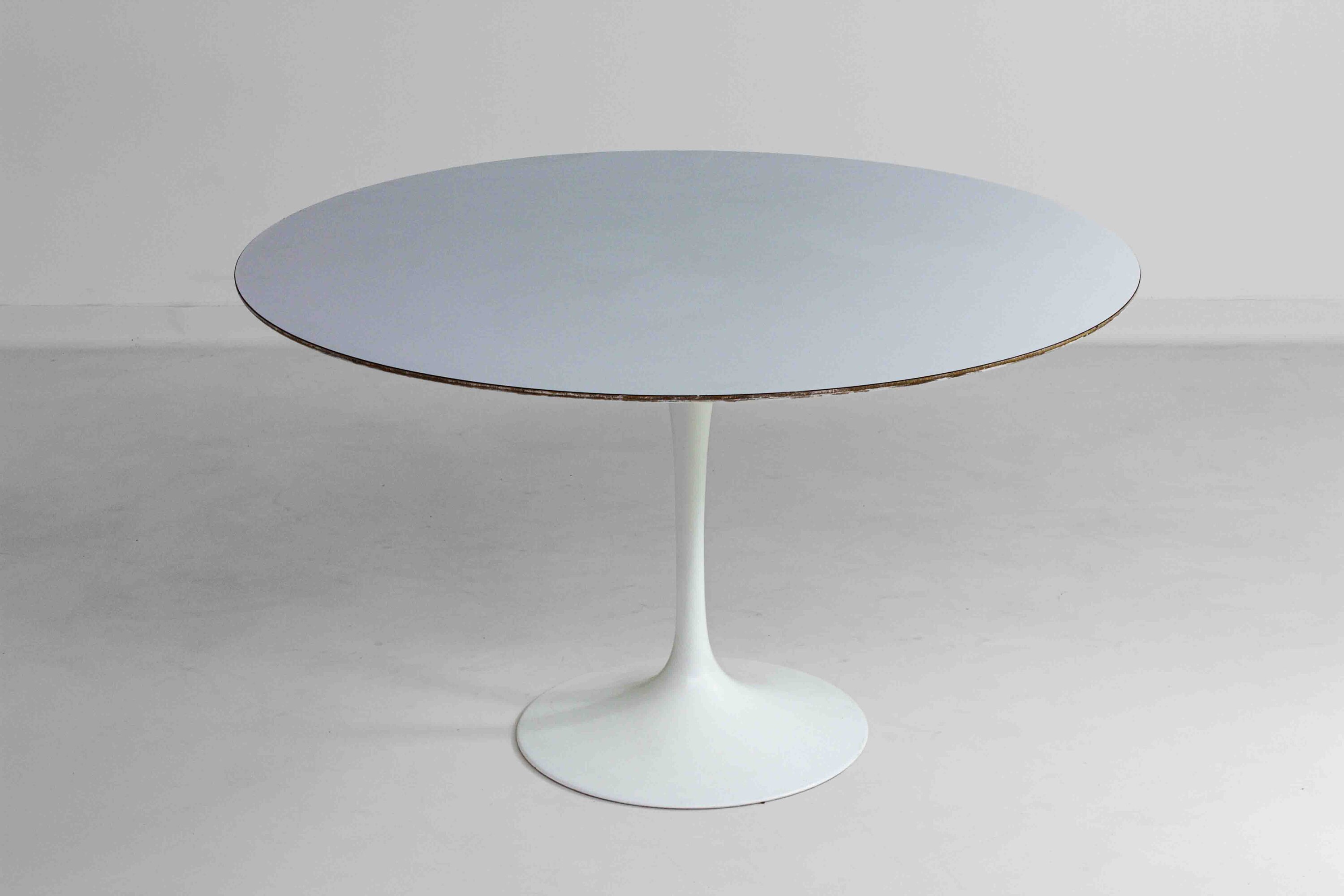 Tulip Dining Table by Eero Saarinen for Knoll International, 1960s - Etsy
