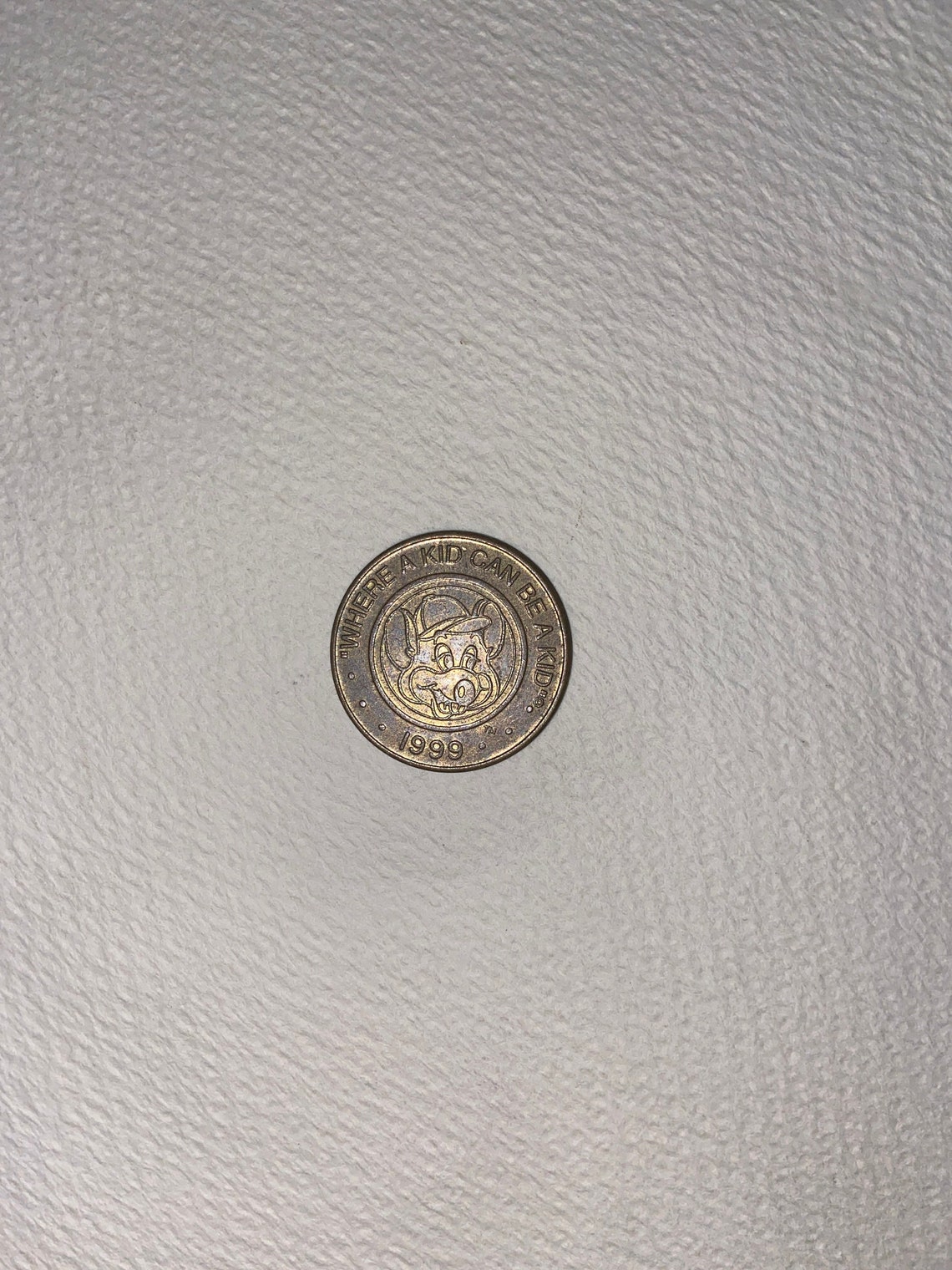 Vintage 1999 Chuck E. Cheese Coin - Etsy
