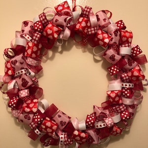 Valentines Ribbon Wreath, Valentine's Day Ribbon Loop Wreath ...