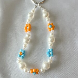 Coconut Girl Aesthetic Flower Keychain - Etsy