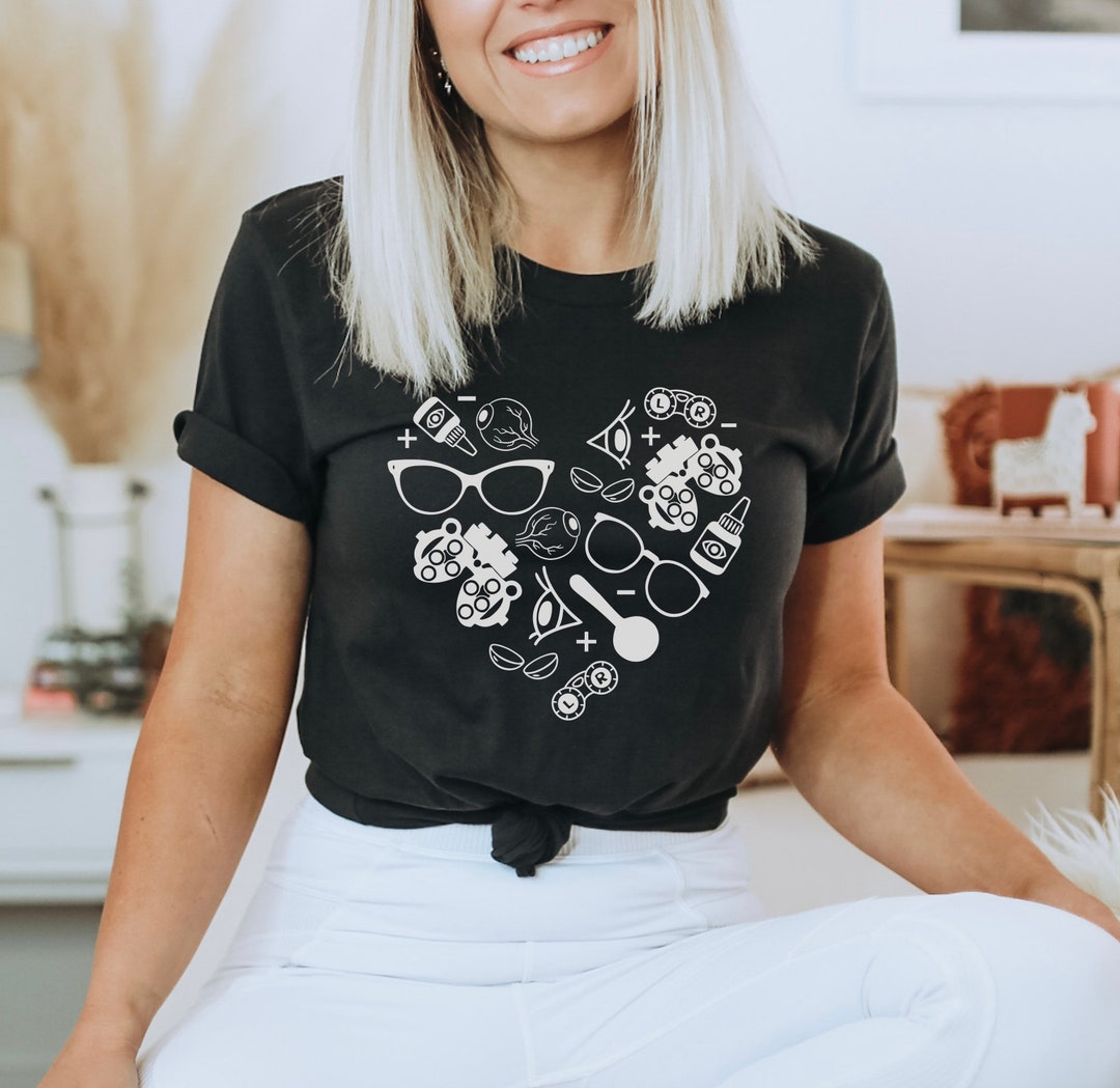 Eye Heart Graphic Tee Optometry Shirt Ophthalmologist Shirt Optician ...