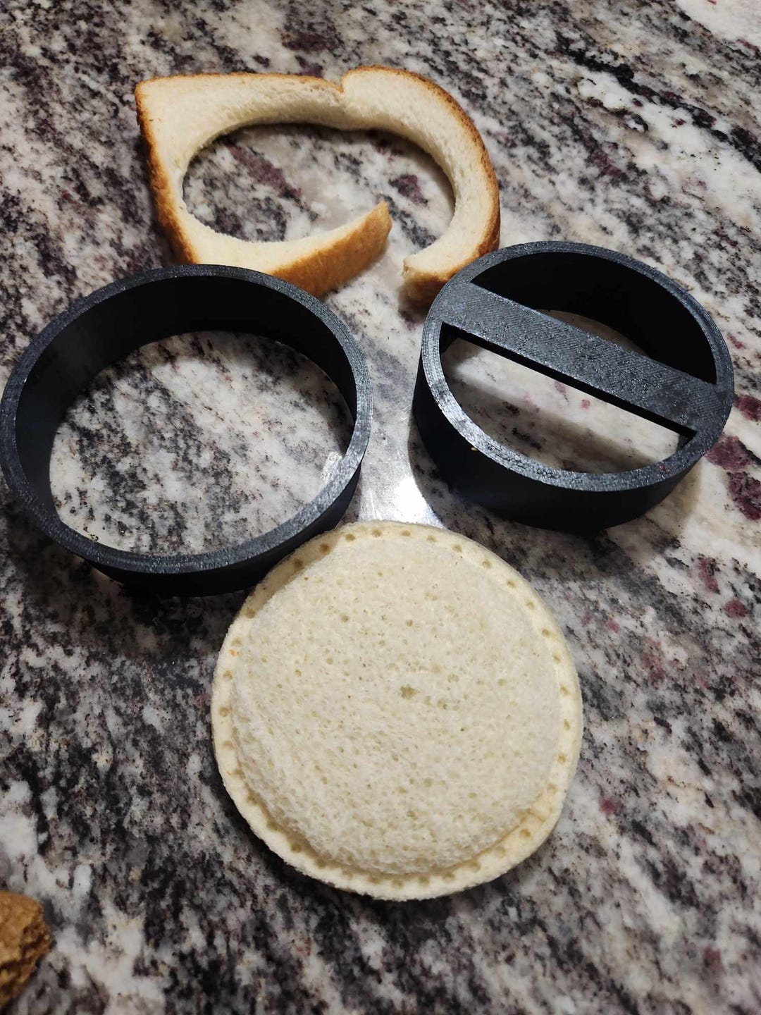 Uncrustable Maker STL File: Sandwich Crust Cutter Tool for Kids ...