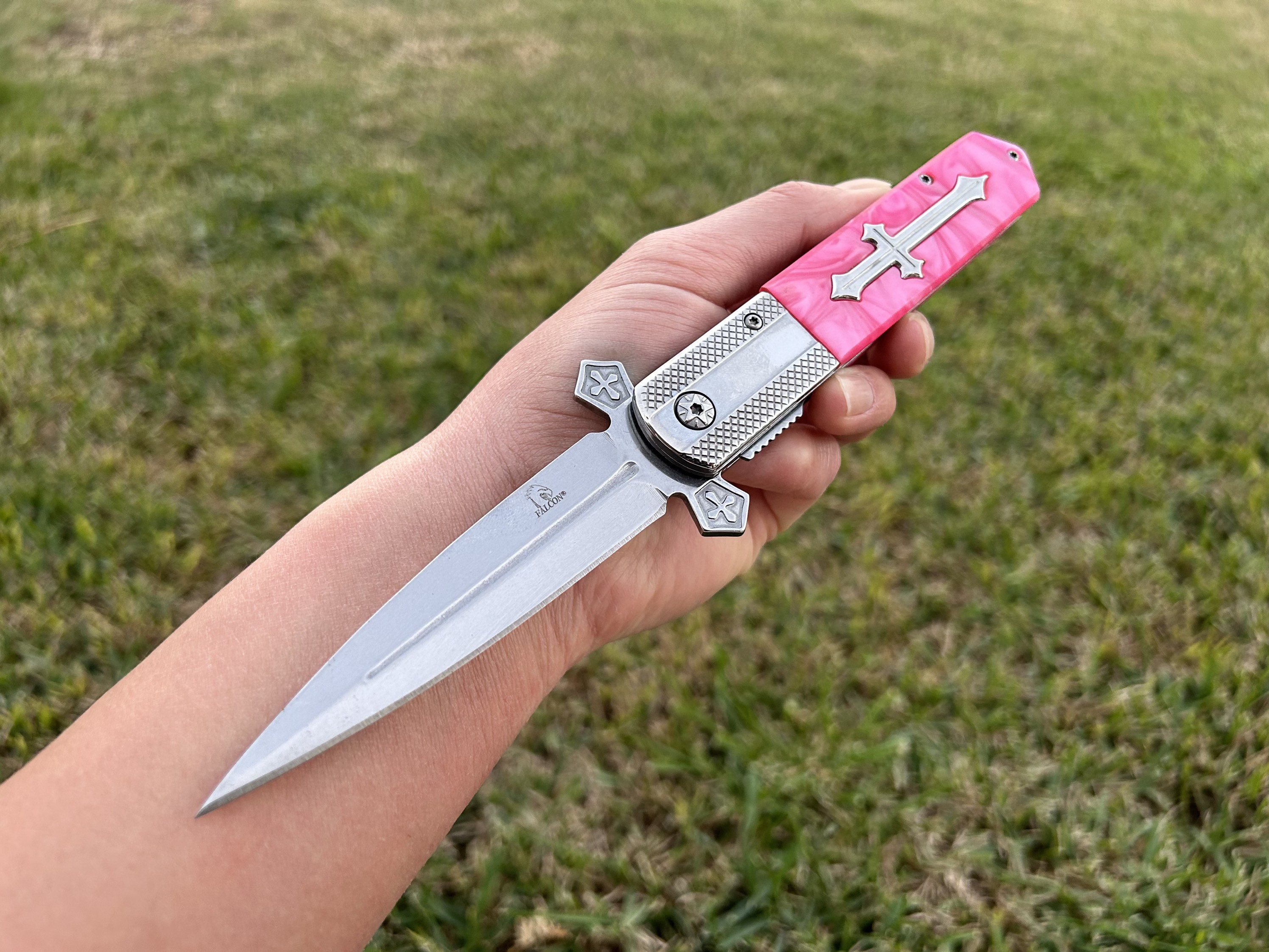 Hello Kitty Hunting Knife