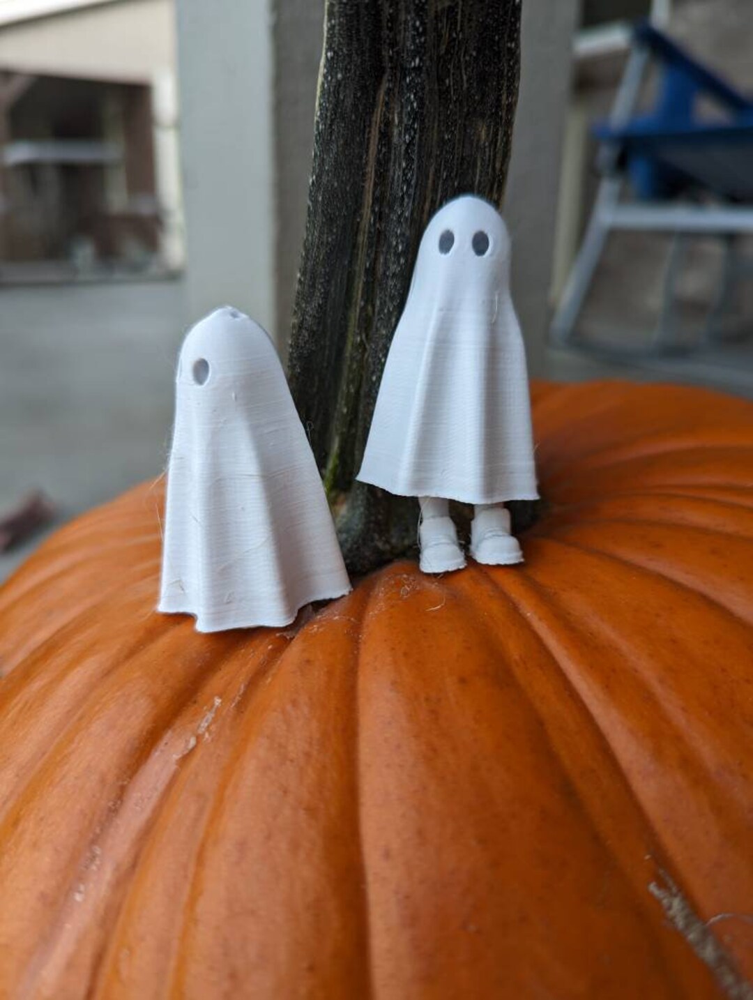 Standing Ghost by Zou 3D featured by Uncle Jesse's Youtube Channel - Etsy