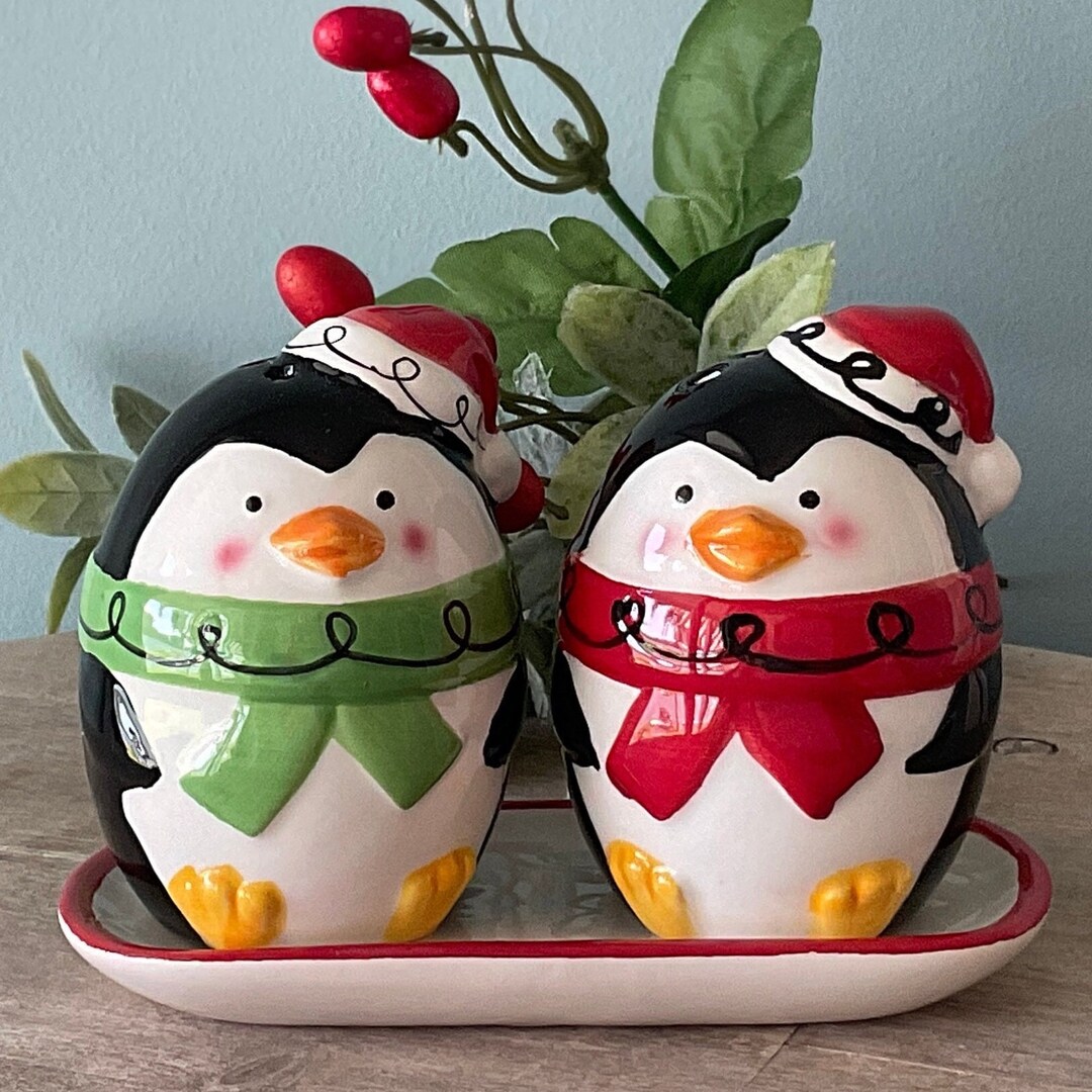 Vintage Shakers Christmas Penguin Salt & Pepper Set Stocking Stuffer ...
