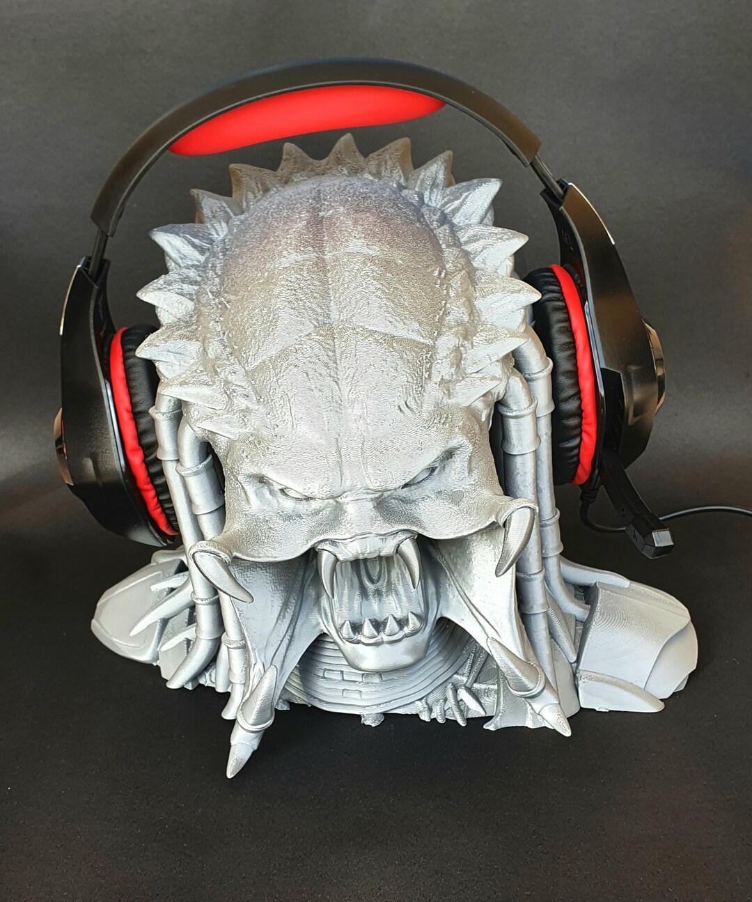 Predator Headphone Stand / Headphone Bust, Games, Office Home Desk ...