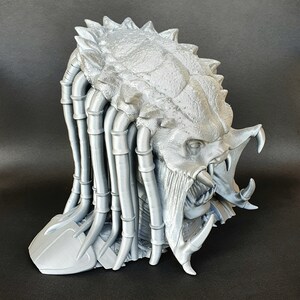Predator Headphone Stand / Gaming Headset Bust / Home Office Desk Decor ...