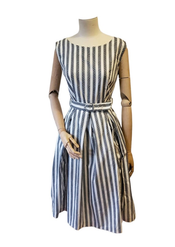 Vintage 1950s new look fit and flare dress 50s white … - Gem