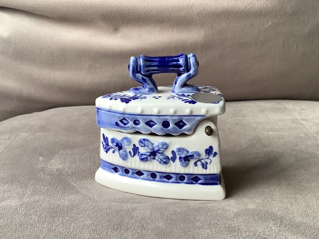 Miniature Delft Trinket Box 02 - Etsy UK