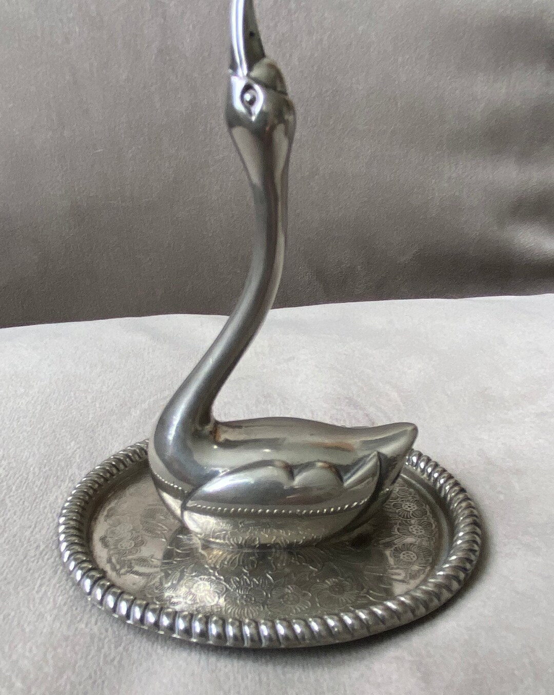Swan Ring Holder (200) - Etsy