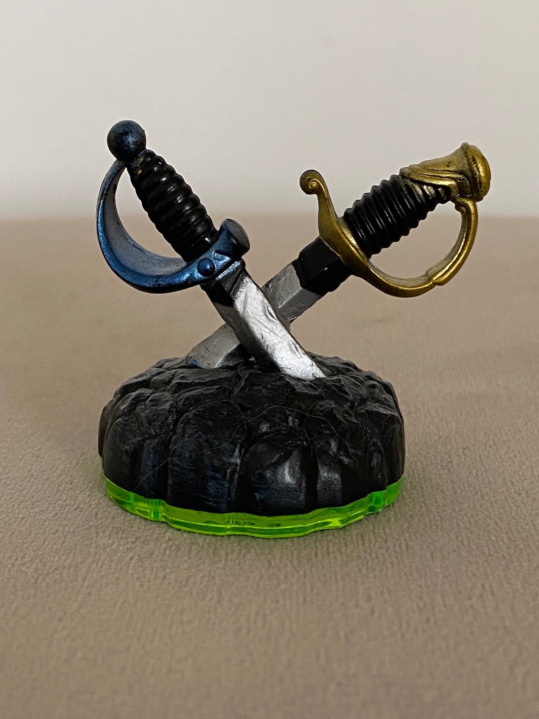 Skylander Spyro’s Adventures ‘ghost Swords’ - Etsy