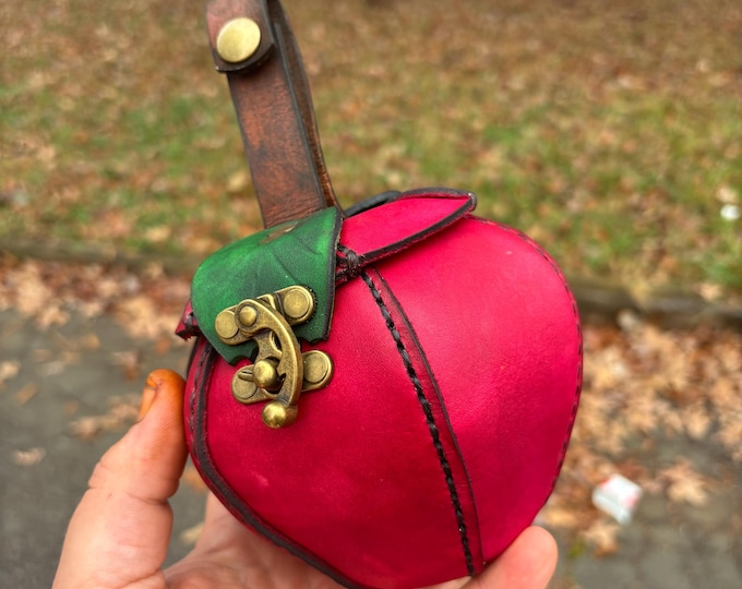Small Acorn Leather Bag - Etsy