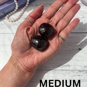 Star Garnet Tumbles With Asterism | Madagascar Crystal - Etsy