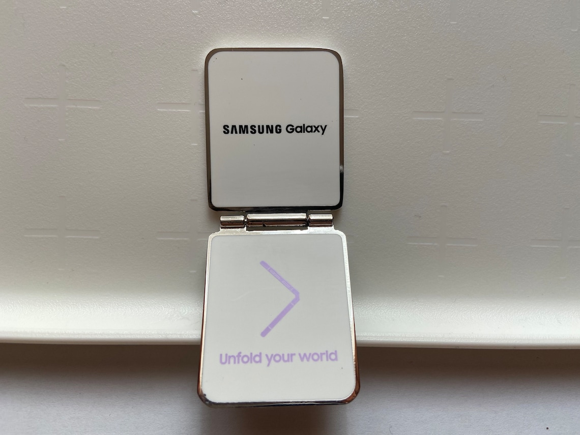 NEW Limited Edition BTS X Samsung Galaxy Fold Pins/badges London 2022 ...