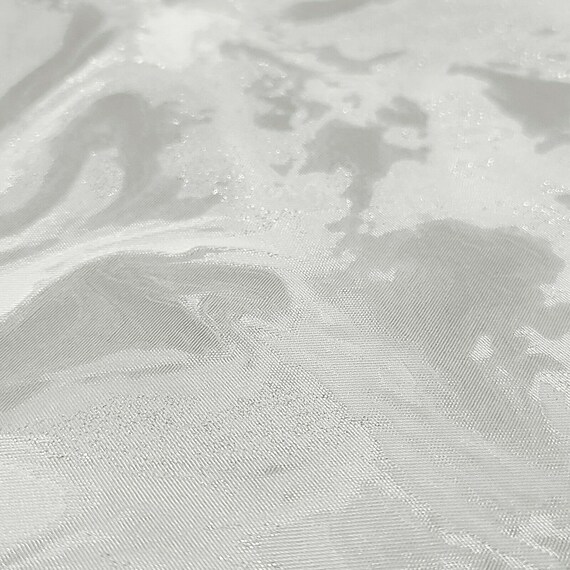 Plain Off White Wallpaper