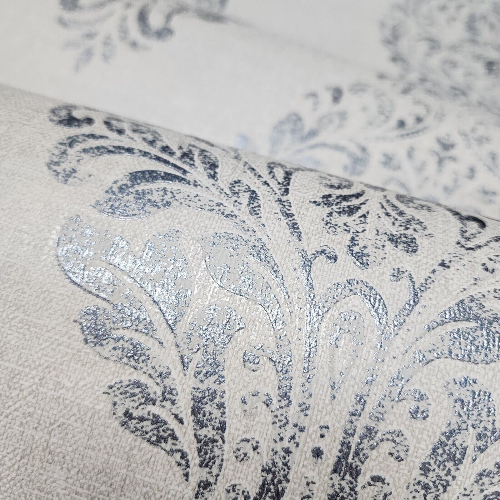 Pascale Light Grey Medallion Wallpaper Rolls Victorian Wallcoverings - Etsy