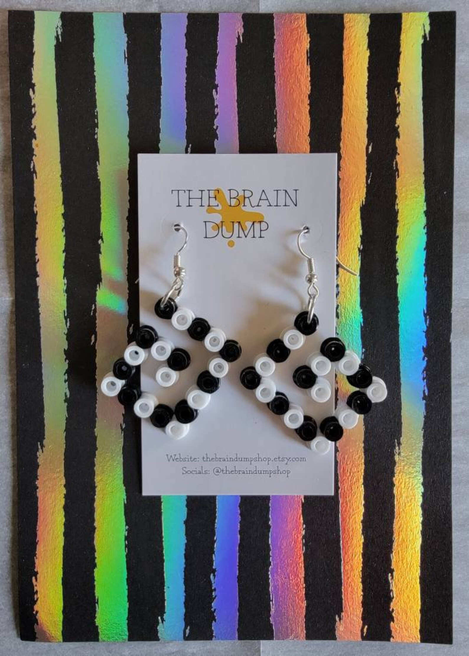 Checker Me Out! Lighting Bolt, Peace Sign, & Swirl Black and White ...