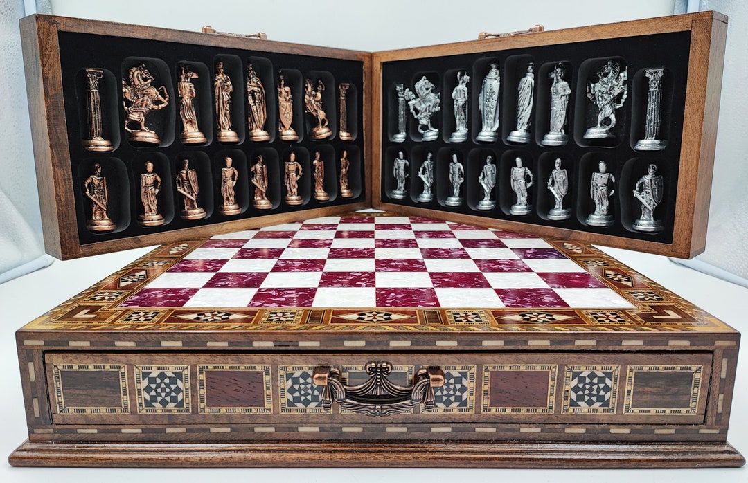 Christmas Berry Color Chess Board, Handmade Chess Set, Natural Wooden ...