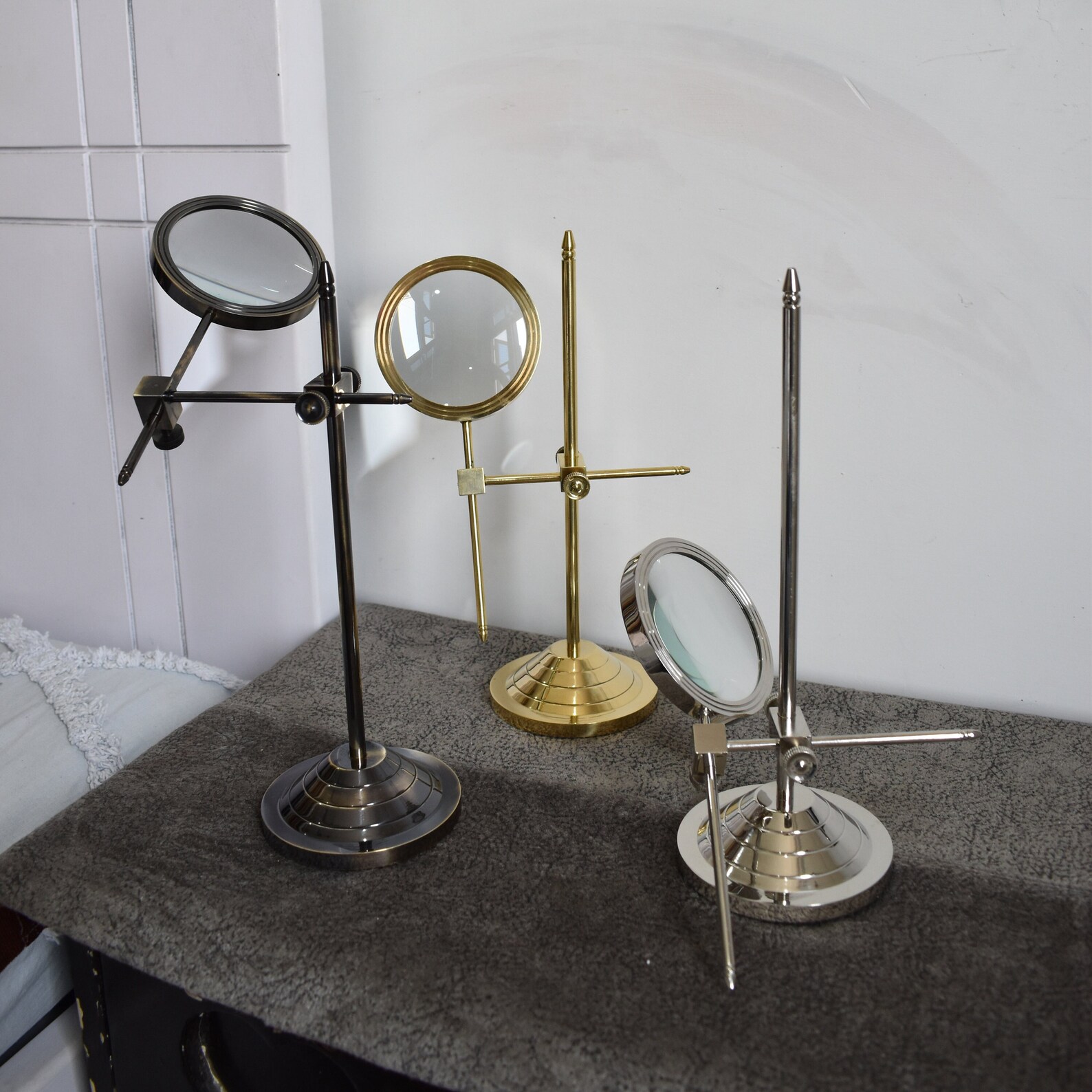 Brass Magnifying Glass With Adjustable Stand Magnifying, Anniversary ...