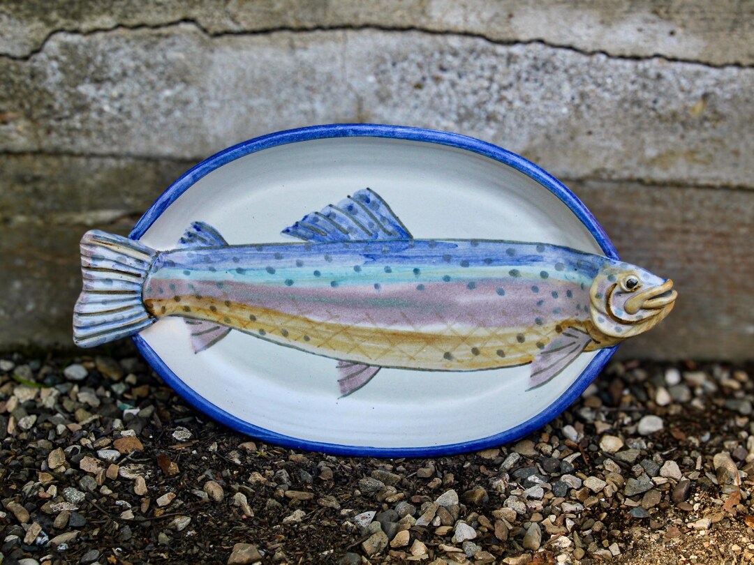 Handmade Oval Fish Platter With Hand-sculpted Fish Head and Tail - 15"l ...
