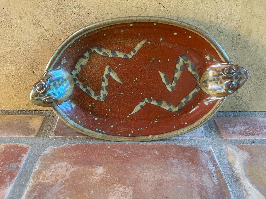 Handmade Oval Frog Platter With Hand-sculpted Frogs Serving - Etsy