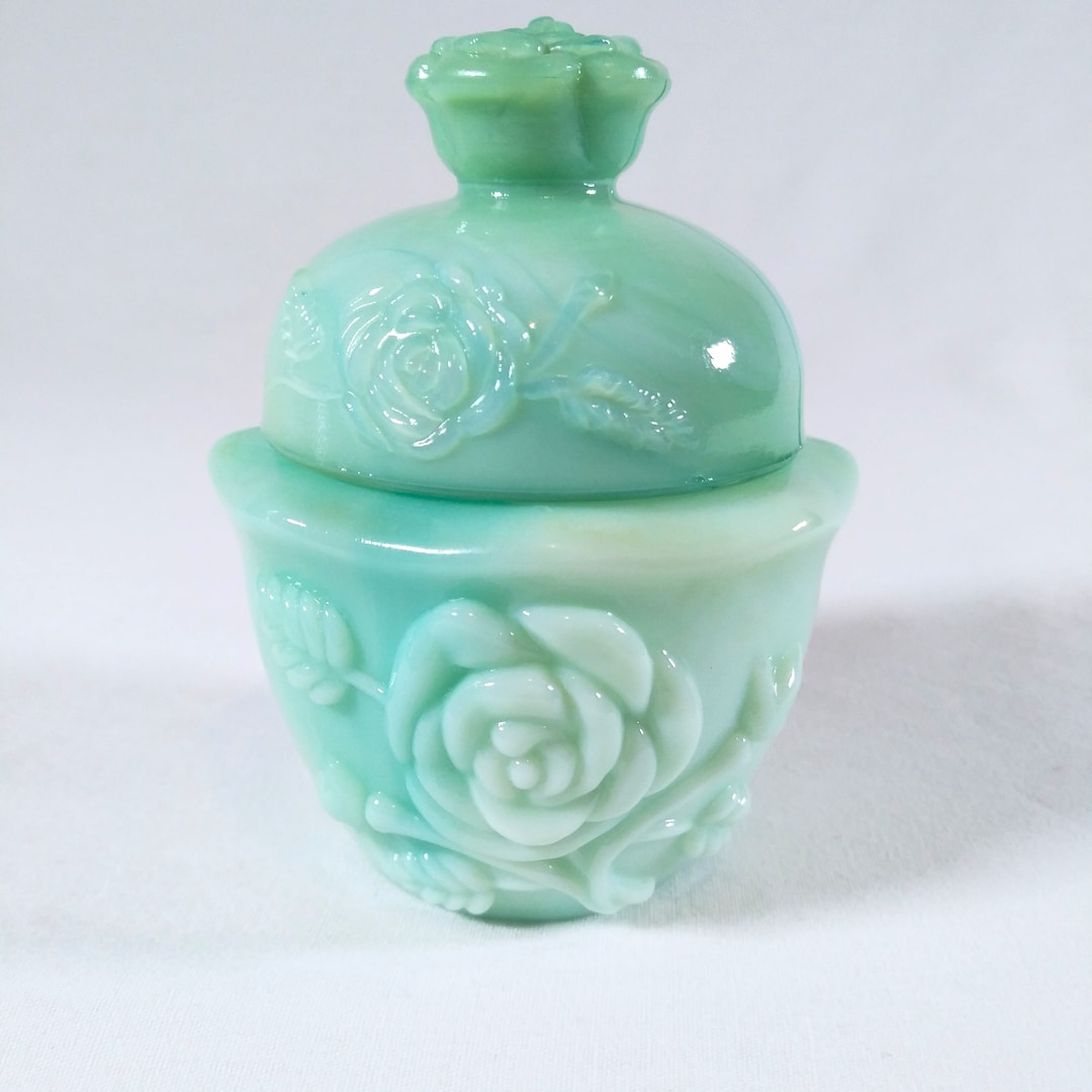 Avon Moonwind Powder Green Flower Marble Style Glass Sachet Collectible ...