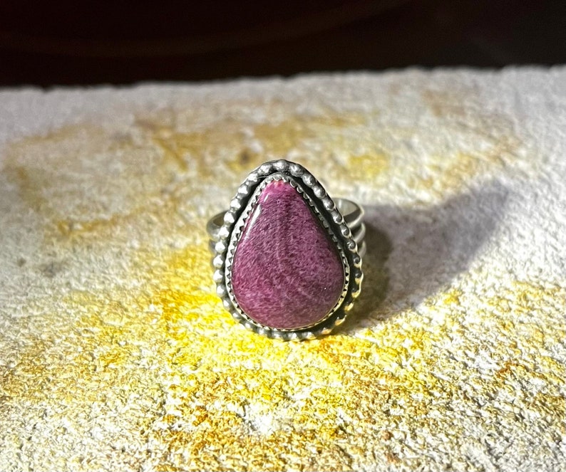 Purple Spiny Oyster Ring - Etsy