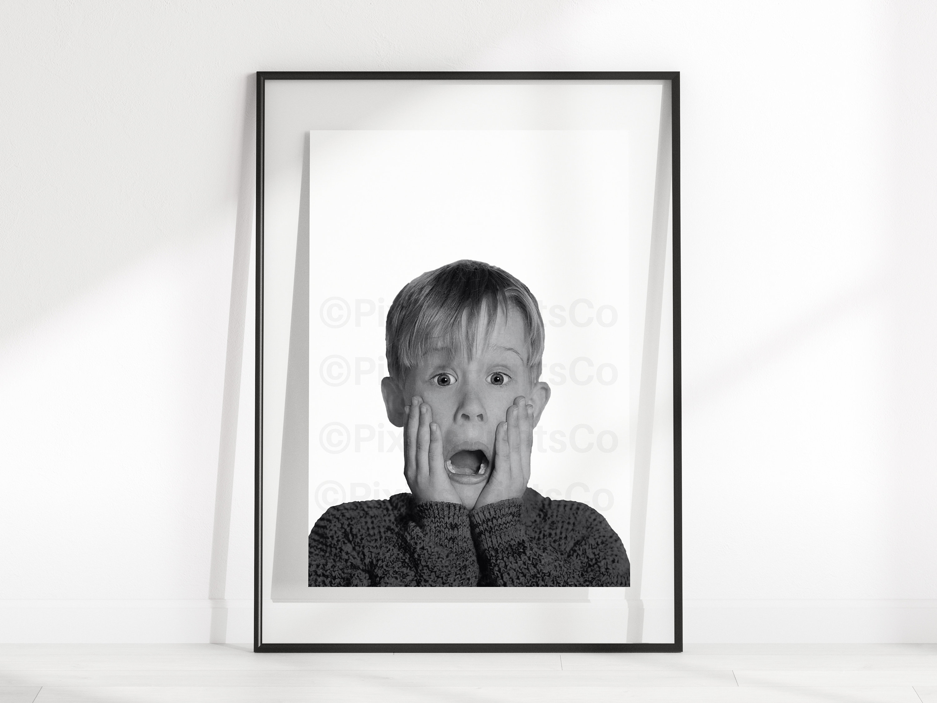 Home Alone Kevin Mccallister Christmas Wall Print / Kevin Mccallister ...