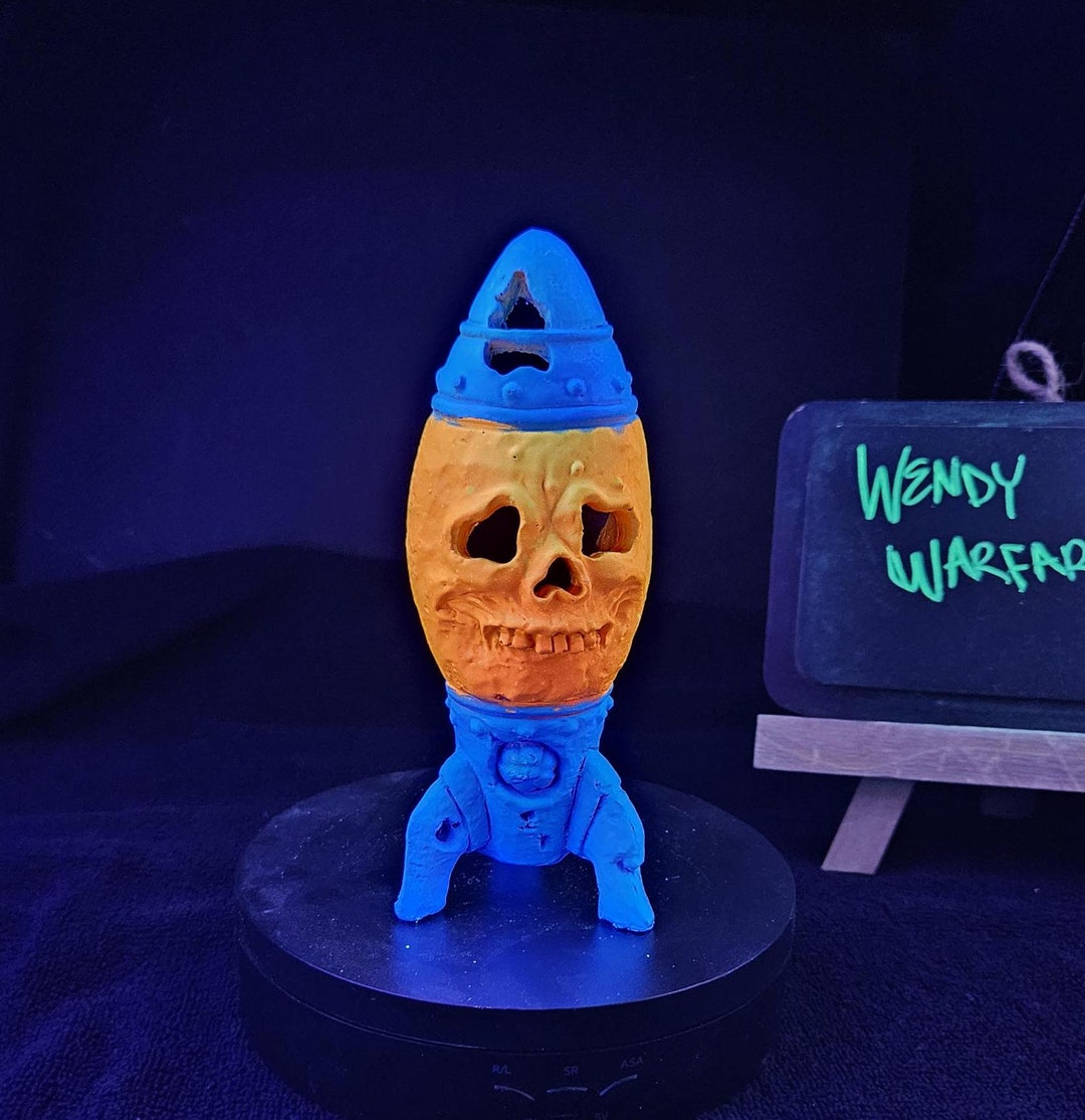 Wendy Warfare - Blacklight & Glow in the Dark Skull Bomb Statue (6") - Etsy