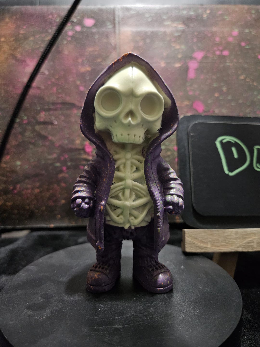 Blacklight UV Reactive & Glow in the Dark Street Skull Figure - Dubbz ...