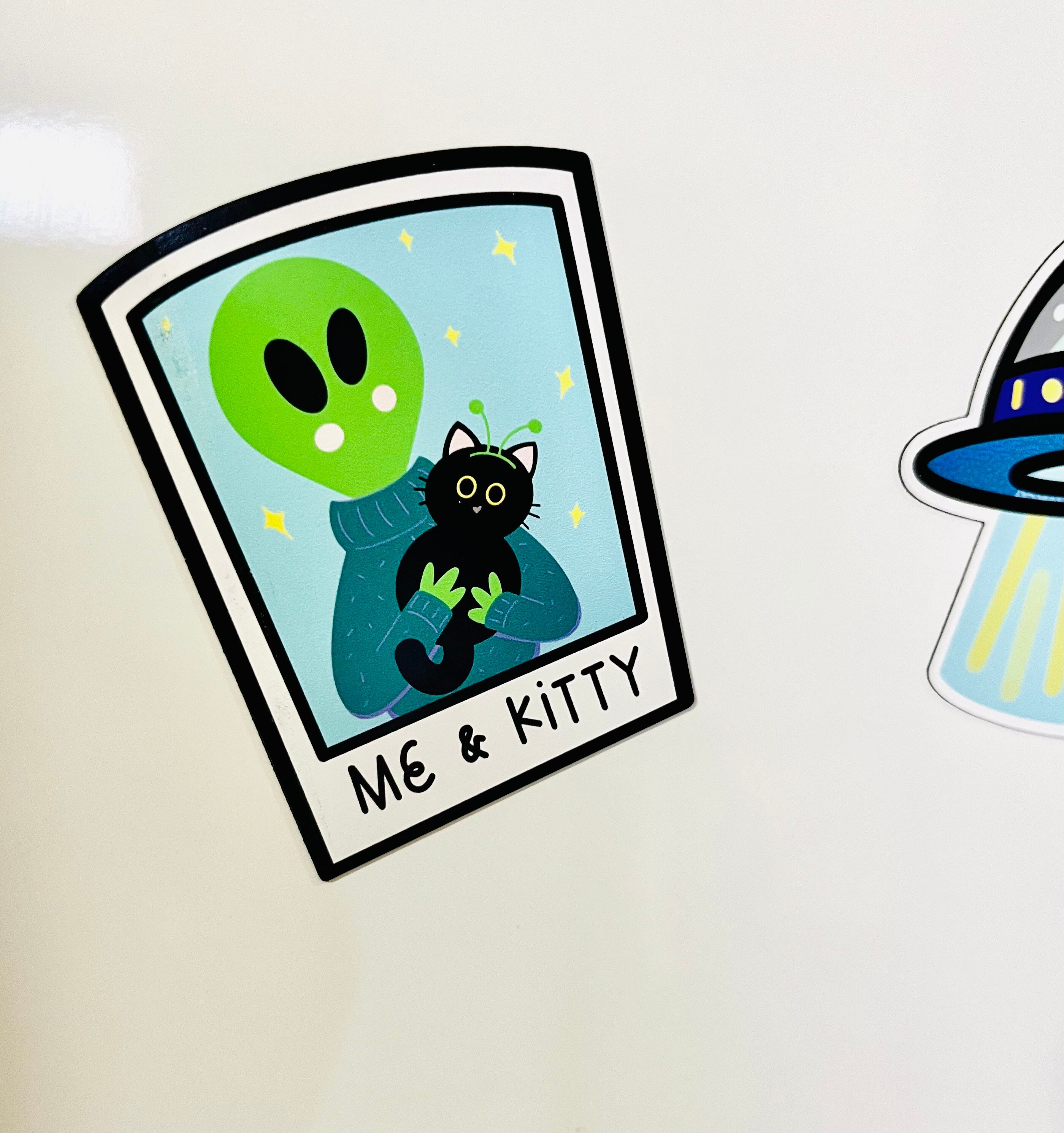 Alien and Kitty Magnet, Cute Alien, Cute Cat, Alien and Cat Magnet ...