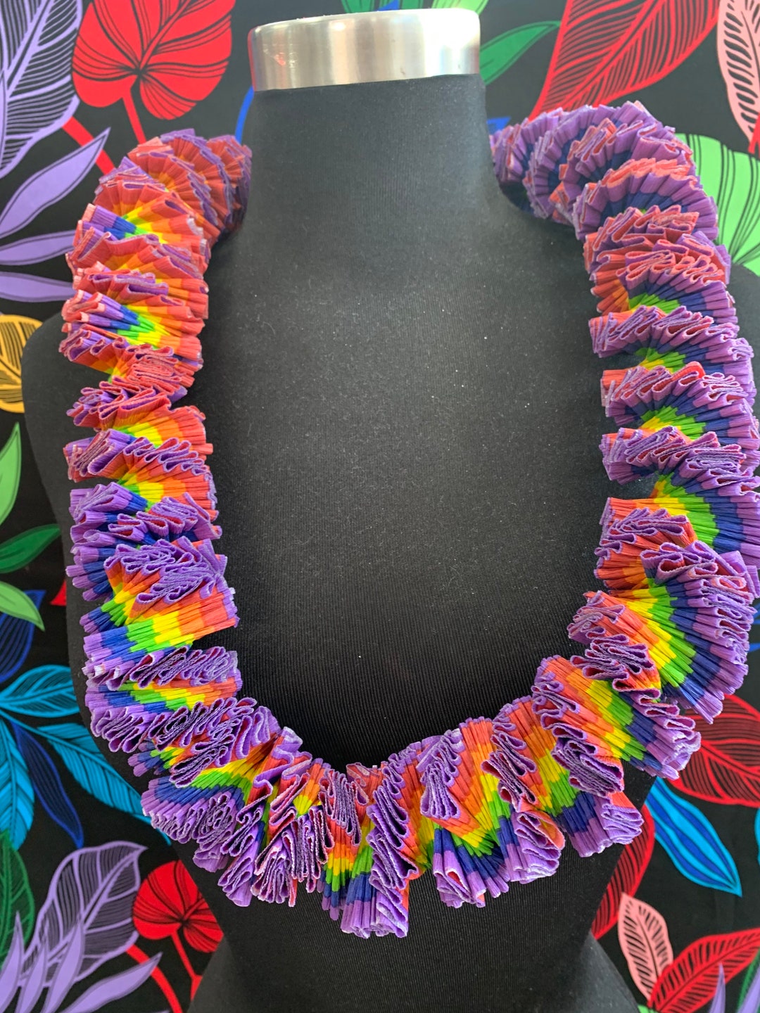 Rainbow Crepe Paper Lei - Etsy