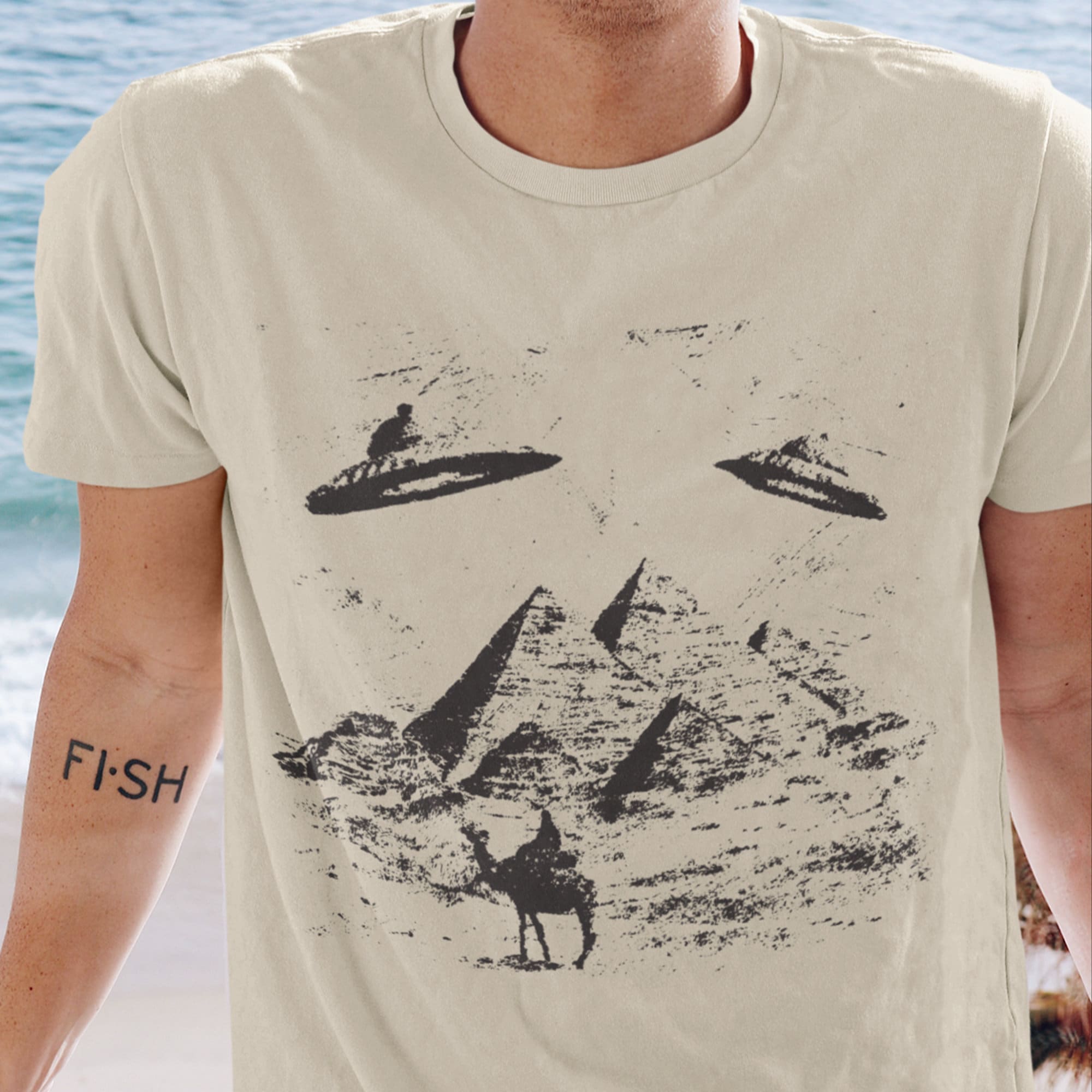 UFO Pyramids Graphic Tee, Novelty Weirdcore Shirt - Etsy