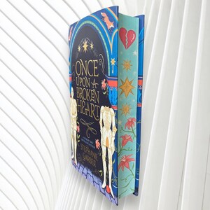 Once Upon a Broken Heart Fore-edge Painting | Hodderscope Vault Edition ...
