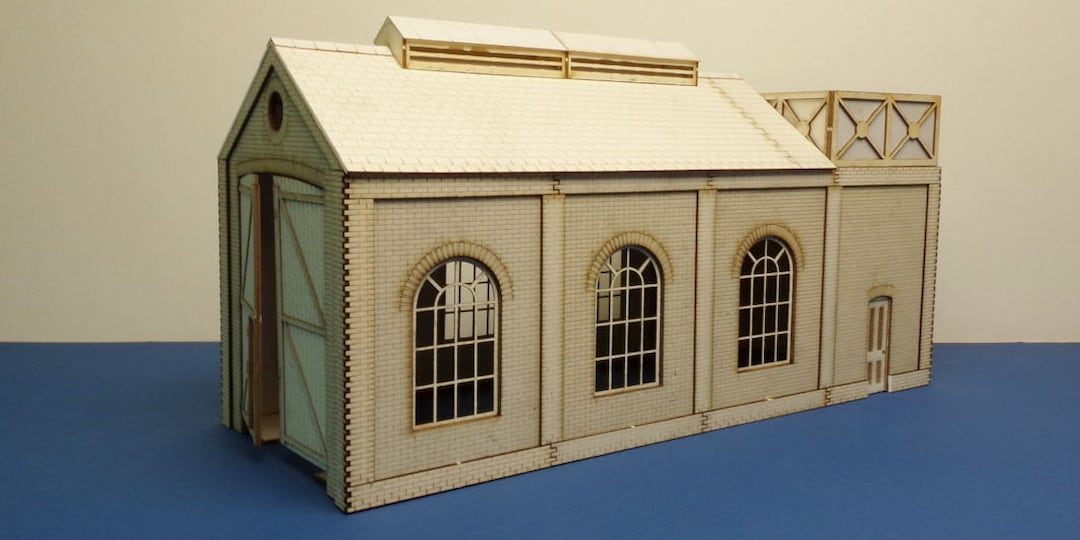 B 70-11 O Gauge Small Engine Shed With Water Tank - (7mm Scale, 1/43.5 ...