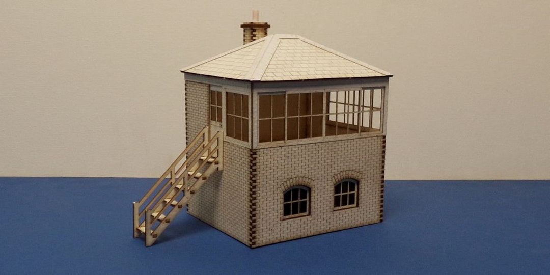 B 70-25L O Gauge Small L&CR, LMS Signal Box - Left Stairs - (7mm Scale ...