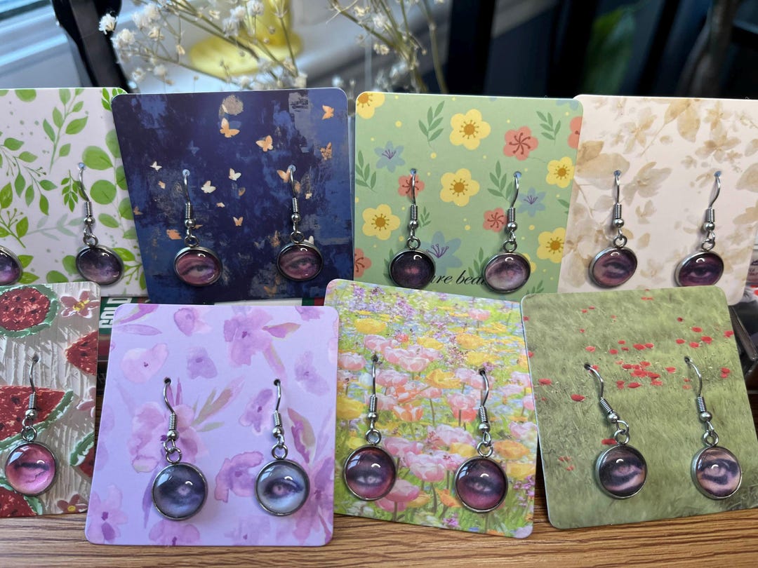 CUSTOM Character Eye Earrings // - Etsy