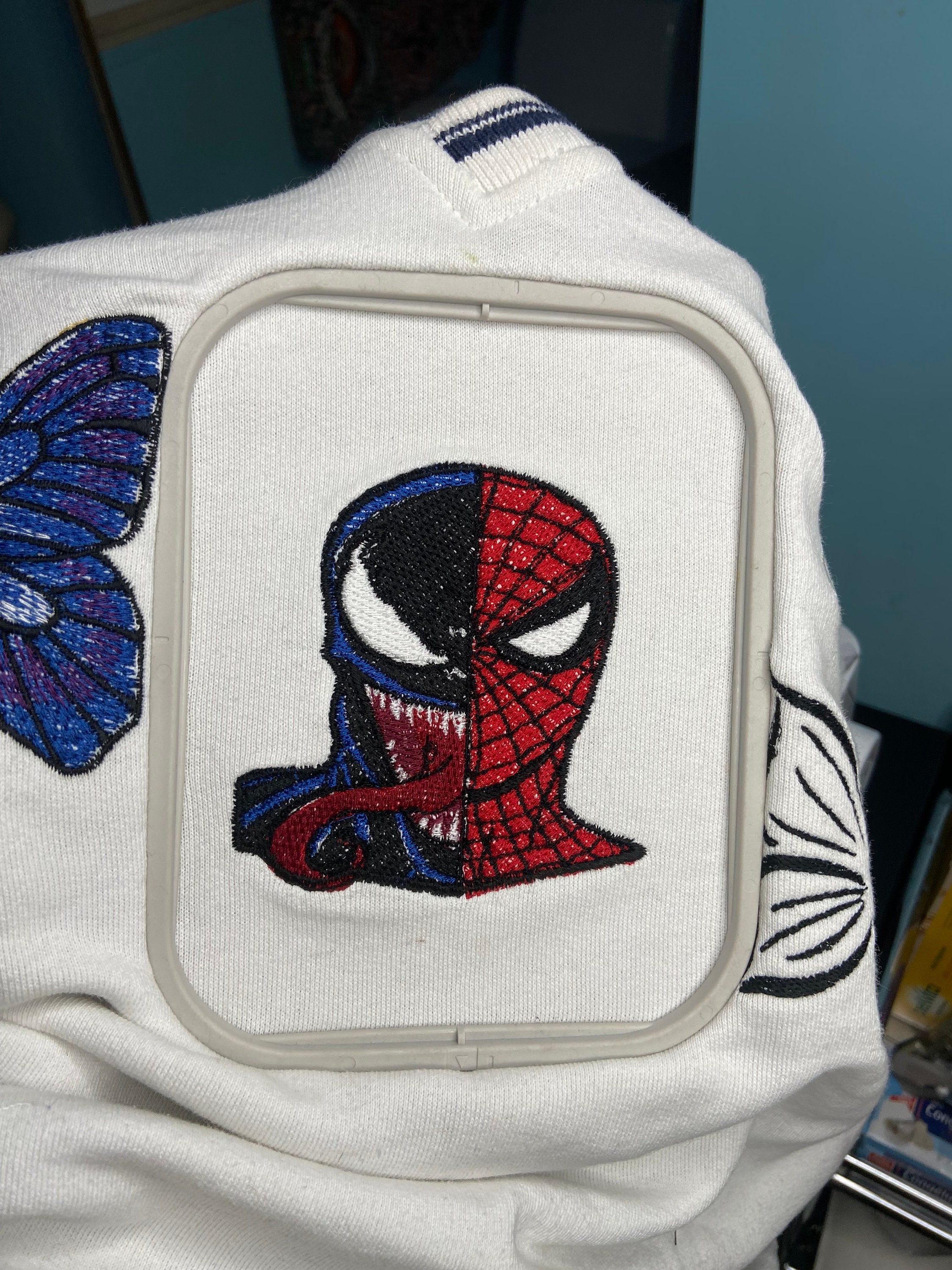 Mickey Mouse - Digital Design Embroidery, Disneyland Pattern, Mickey ...