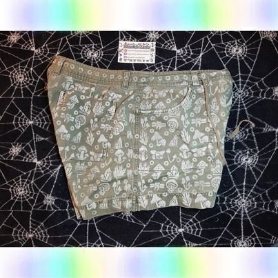 Custom wings and Decay Design Handprinted Vintage - Etsy