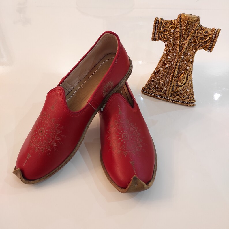 Red Handmade Yemeni Shoes, Leather Slips On, Yemeni Shoes Women ...