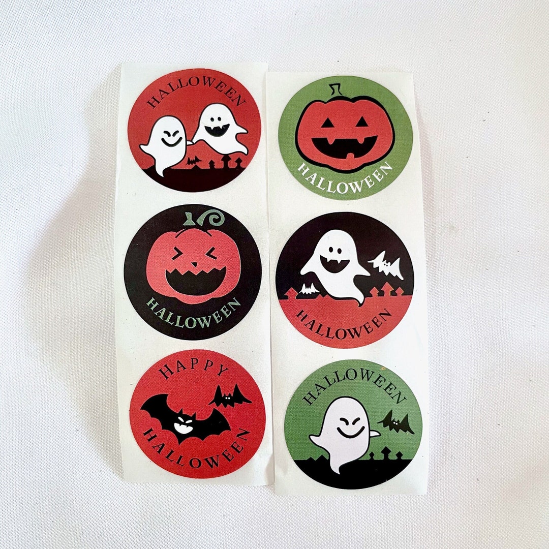 Happy Halloween Round Stickers, 1 Inch / 2.5cm Wide Assorted Orange ...
