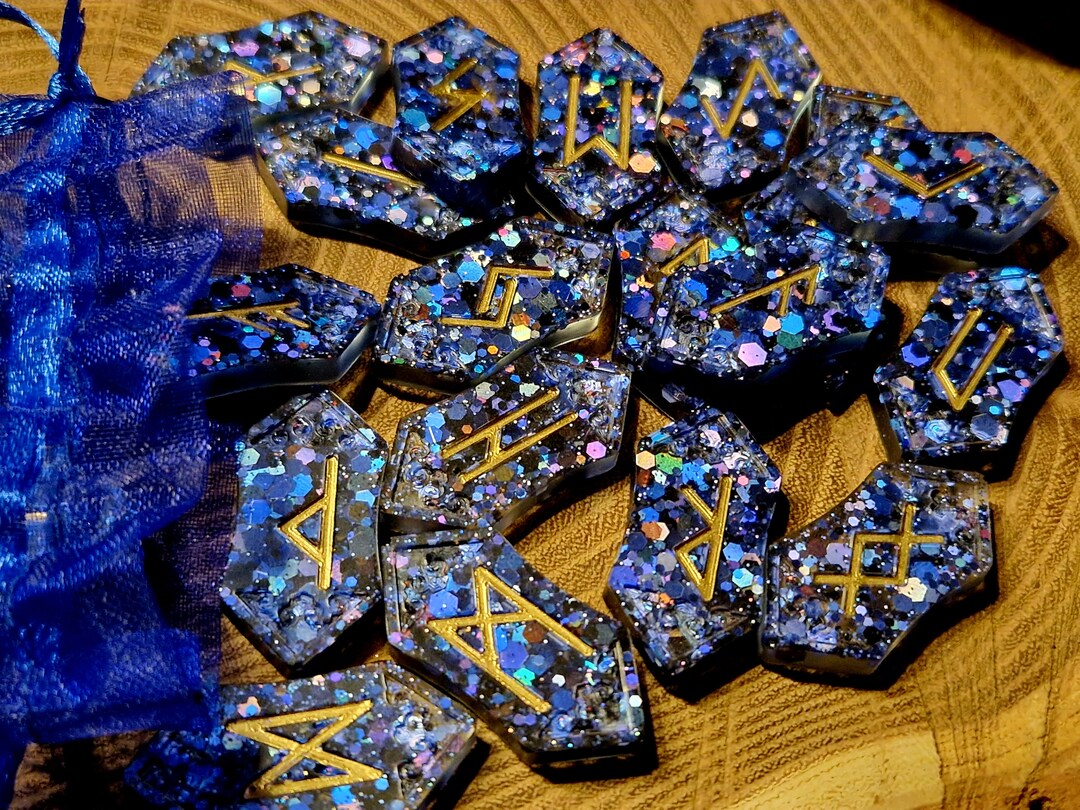 Rune Set Diamond Blue Magic - Etsy