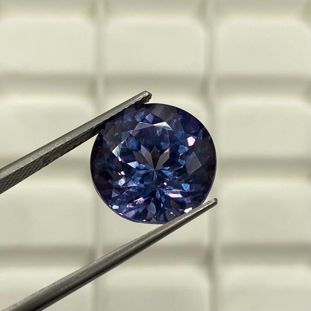 Alexandrite Stone: Color Changing Round Cut, 12.5 Ct - Etsy